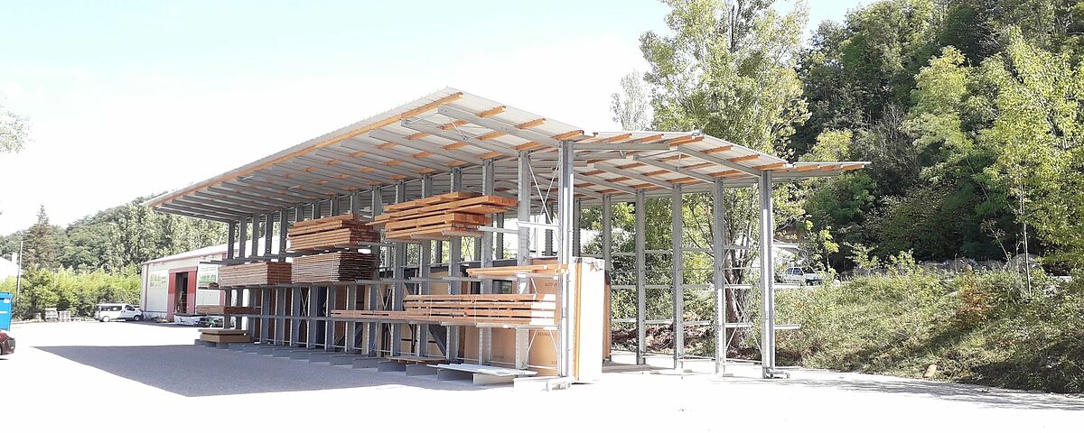 Kragarmregale inkl. überdachtem Bodenlager | OHRA GmbH